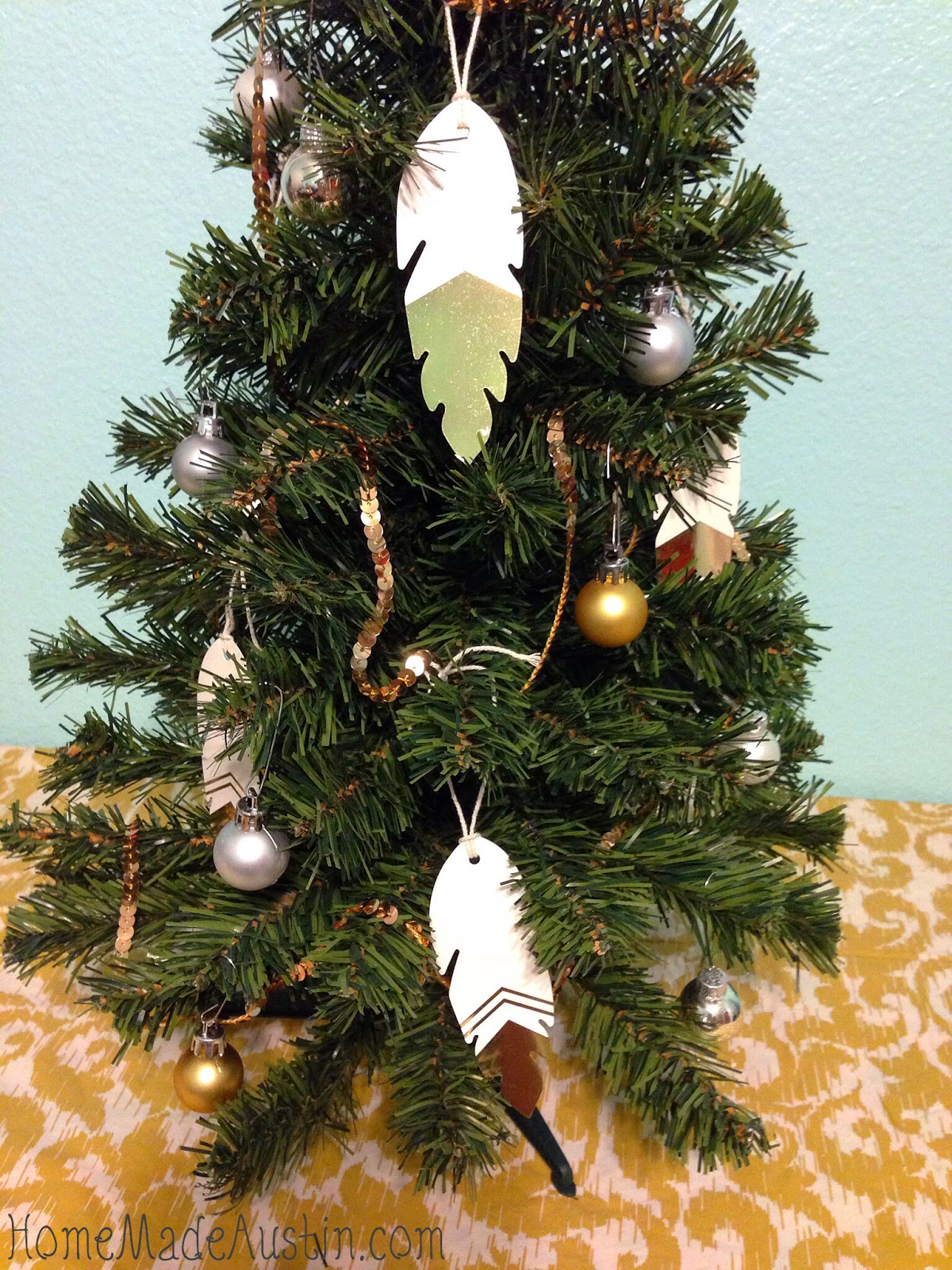 Home Made Austin: 12 Days of Holiday! Day 12: Boho Mini Tree