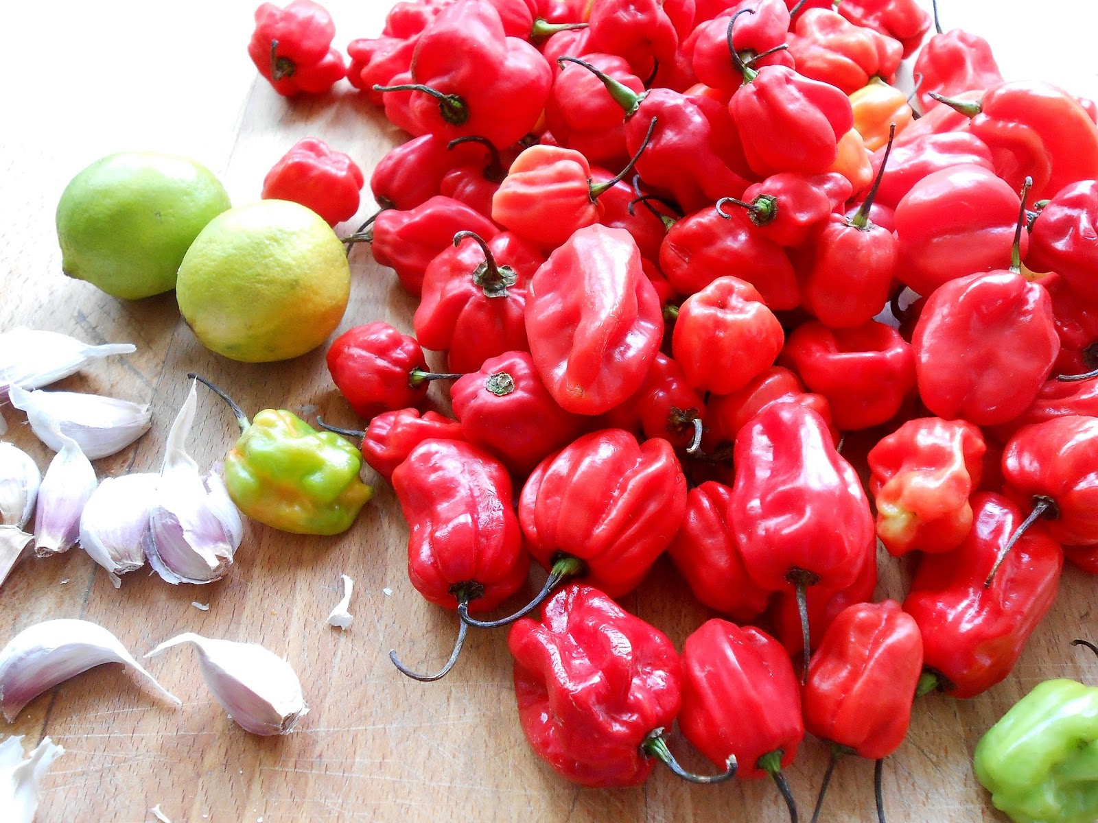 Pomme Cannelle: Pâte de piments forts