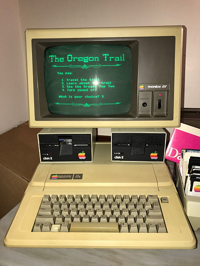 Retro Treasures: The Complete Apple IIe