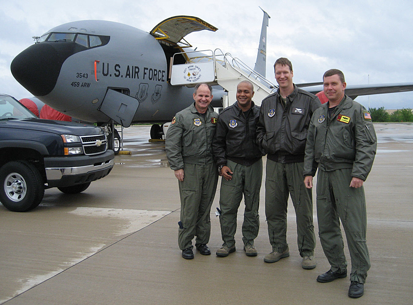 Flying Lessons: All Airplanes All the Time - Happy in the Golden Triangle