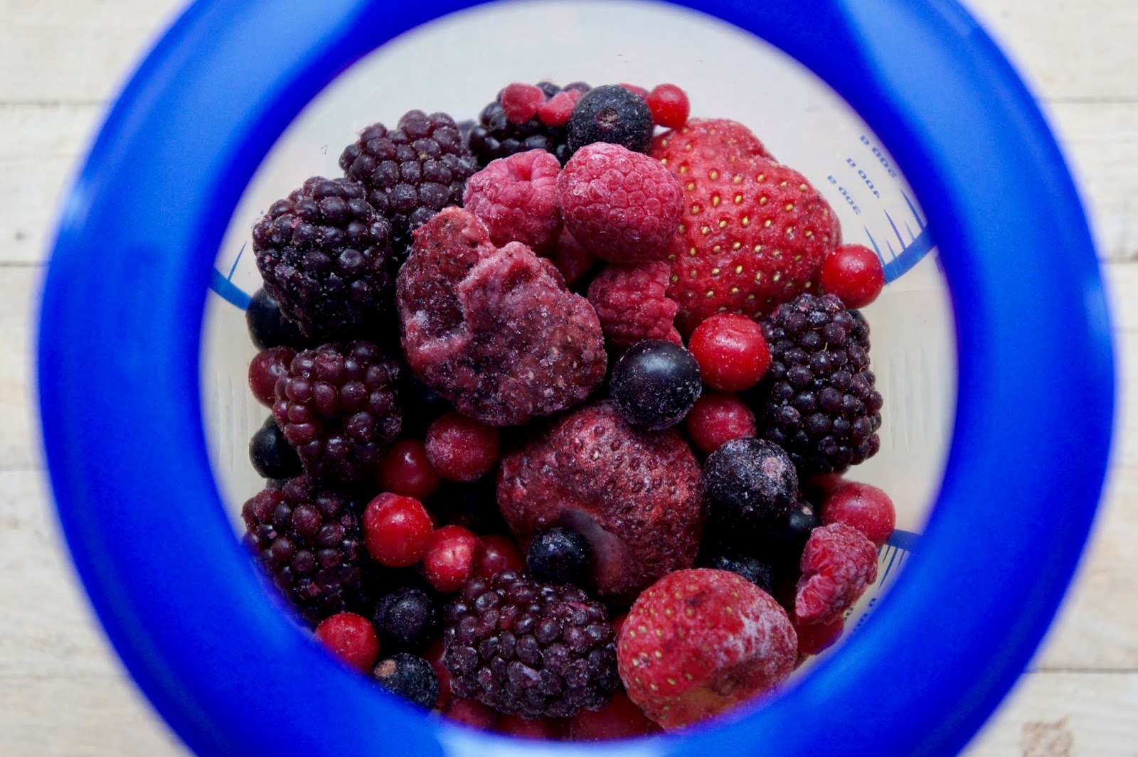 REZEPT: glutenfreie Acai-Bowl | einfaches Grundrezept ♥ Ein ...