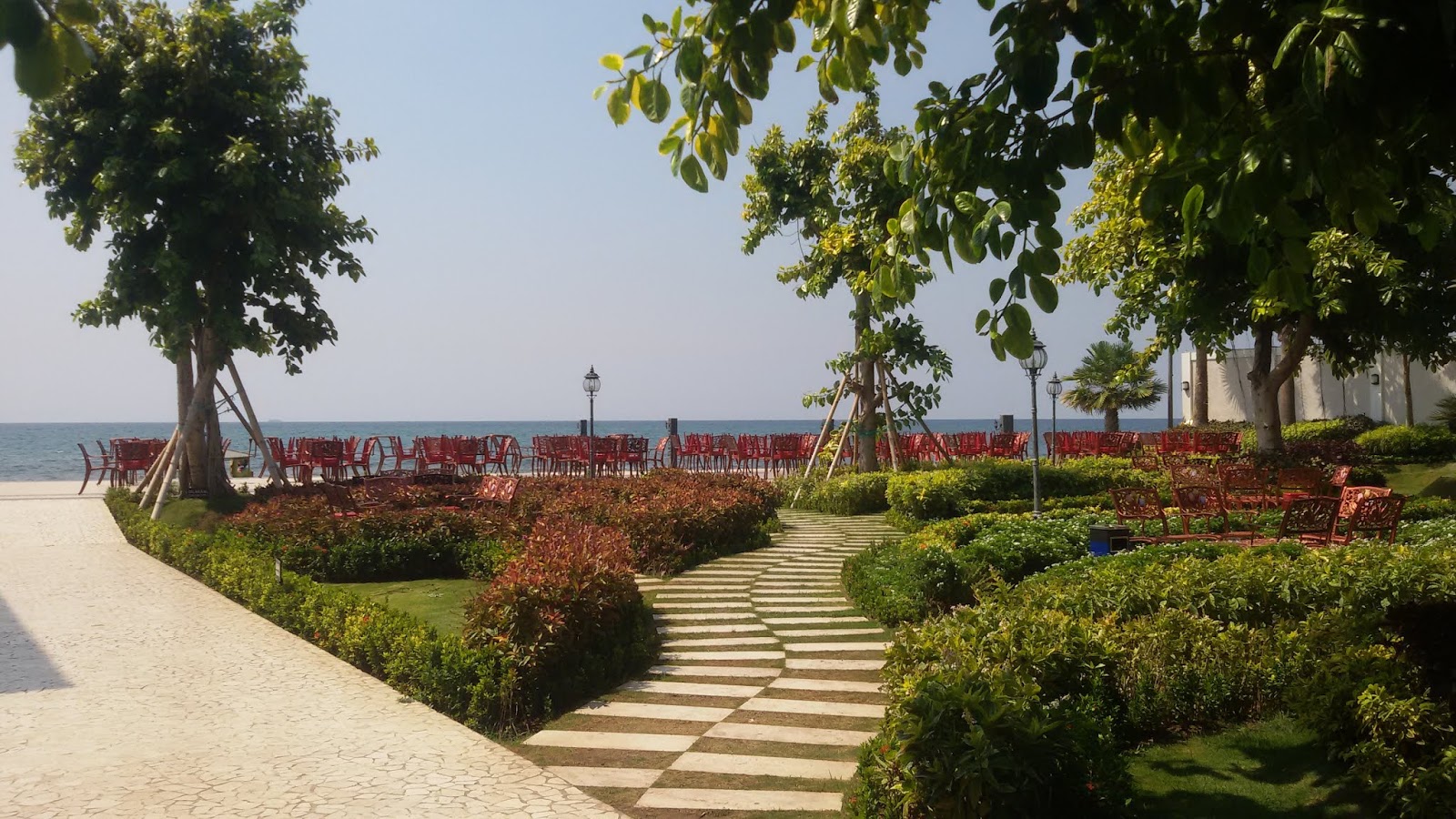 Utama Raya : Rest Area, Hotel Dan Wisata Pantai Dalam Satu Kawasan