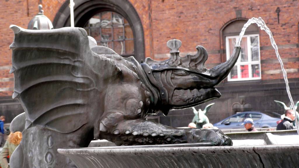 Here Be Dragons: Amazing Statues and Sculptures of Dragons Around the ...