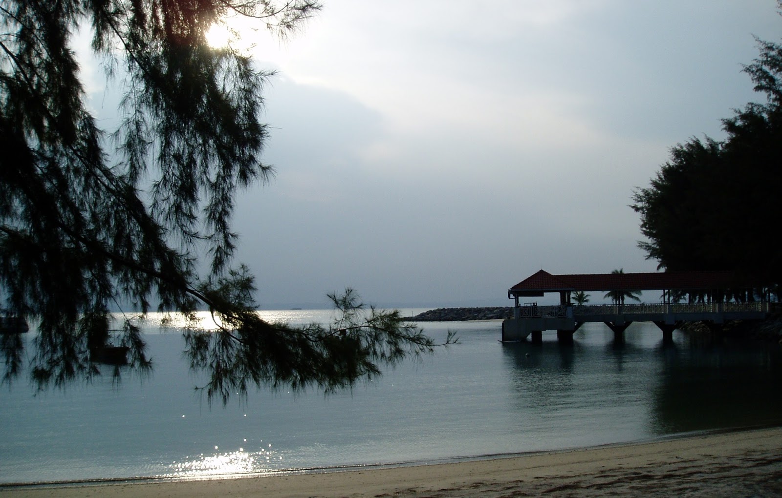 FREELITTLEBRAIN: Sibu Island - a private world of tropical paradise