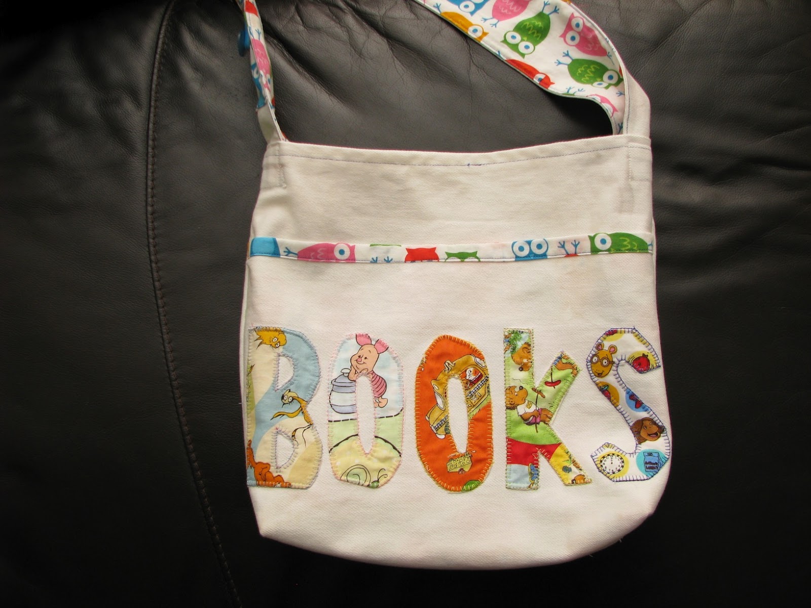 Seamingly Crafty: Library Book Bag