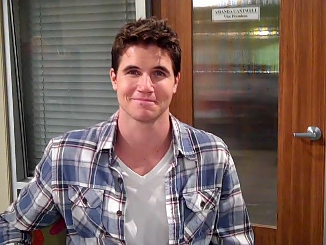 Robbie Amell True Jackson Vp