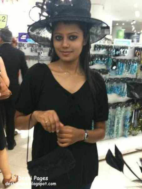 Sexy Model and Actress Tanzika Amin