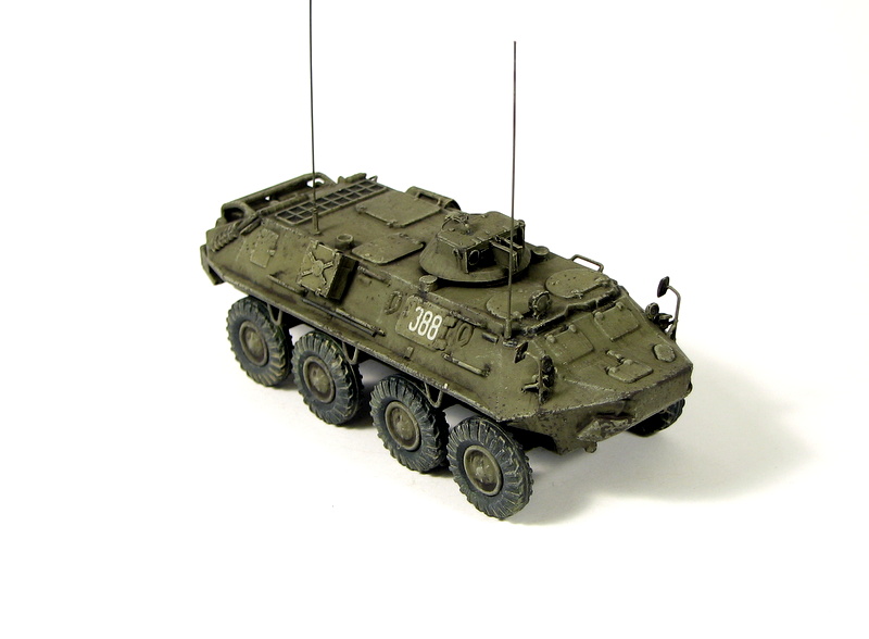 Gulumik Military Models: BTR-60 1V18 1/72