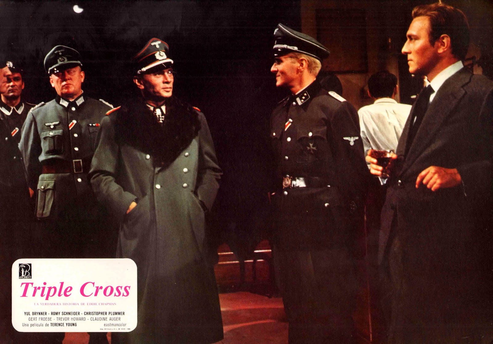 Affiches - Photos d'exploitation - Bandes annonces: Triple cross : La fantastique histoire vraie ...