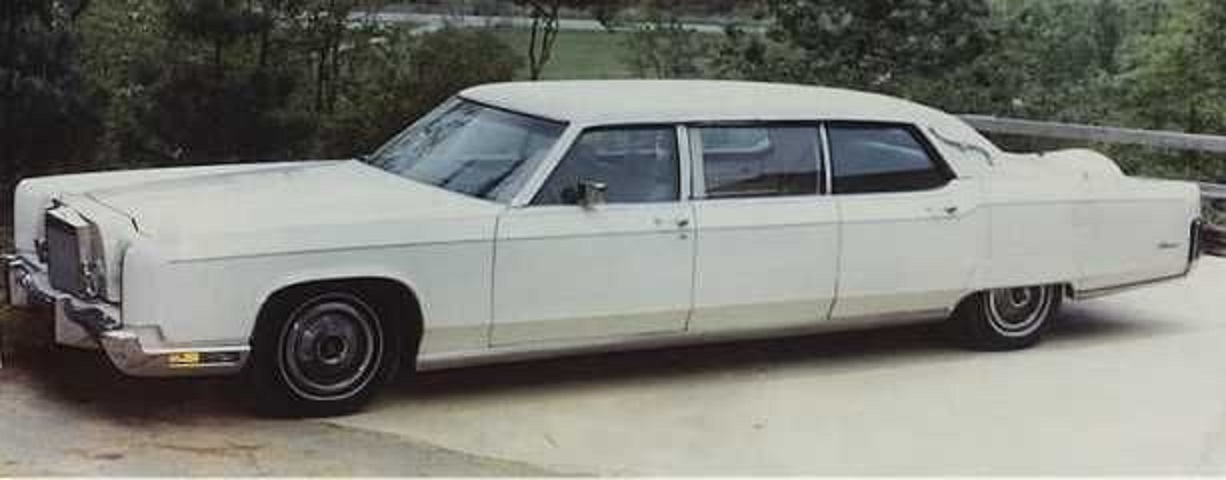 Elvis' Limo on Display, Akron, Ohio 1979