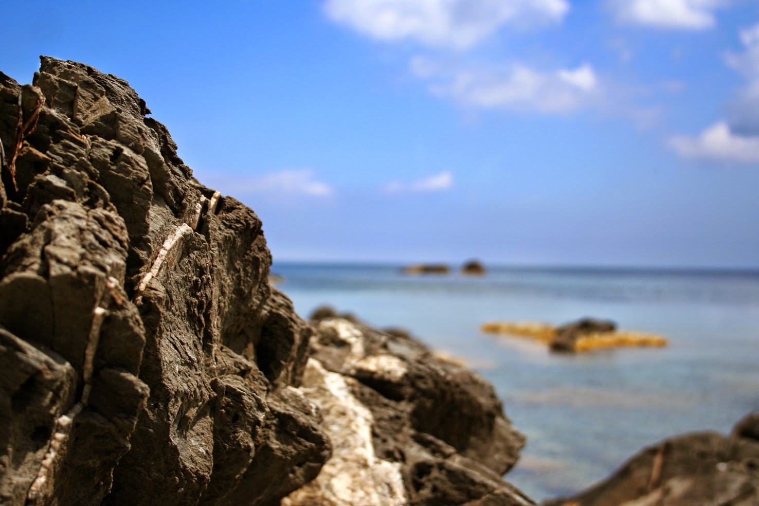 Así, en Menorca encontramos dos zonas muy perceptibles: el Norte, donde ...