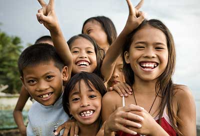 Smile, Sun and Stories: The Filipino Smile: A new way of saying Thank you