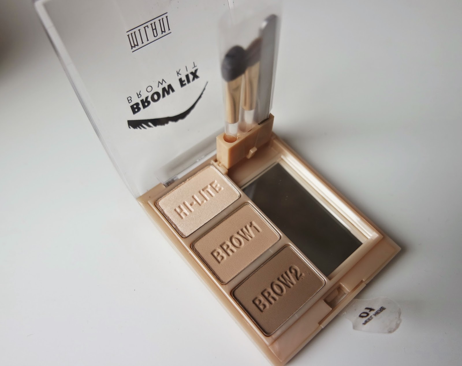 Emily & Han xo: Milani Brow Fix Brow Kit