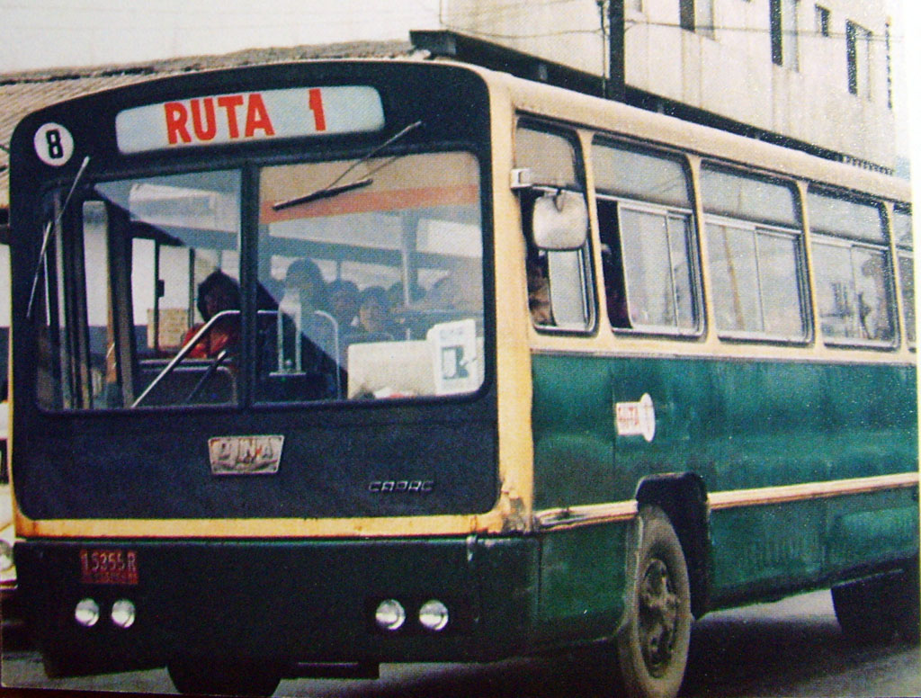 Monterrey, México: Camiones trompudos