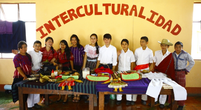 MULTICULTURALIDAD: Multiculturalidad e interculturalidad en Guatemala