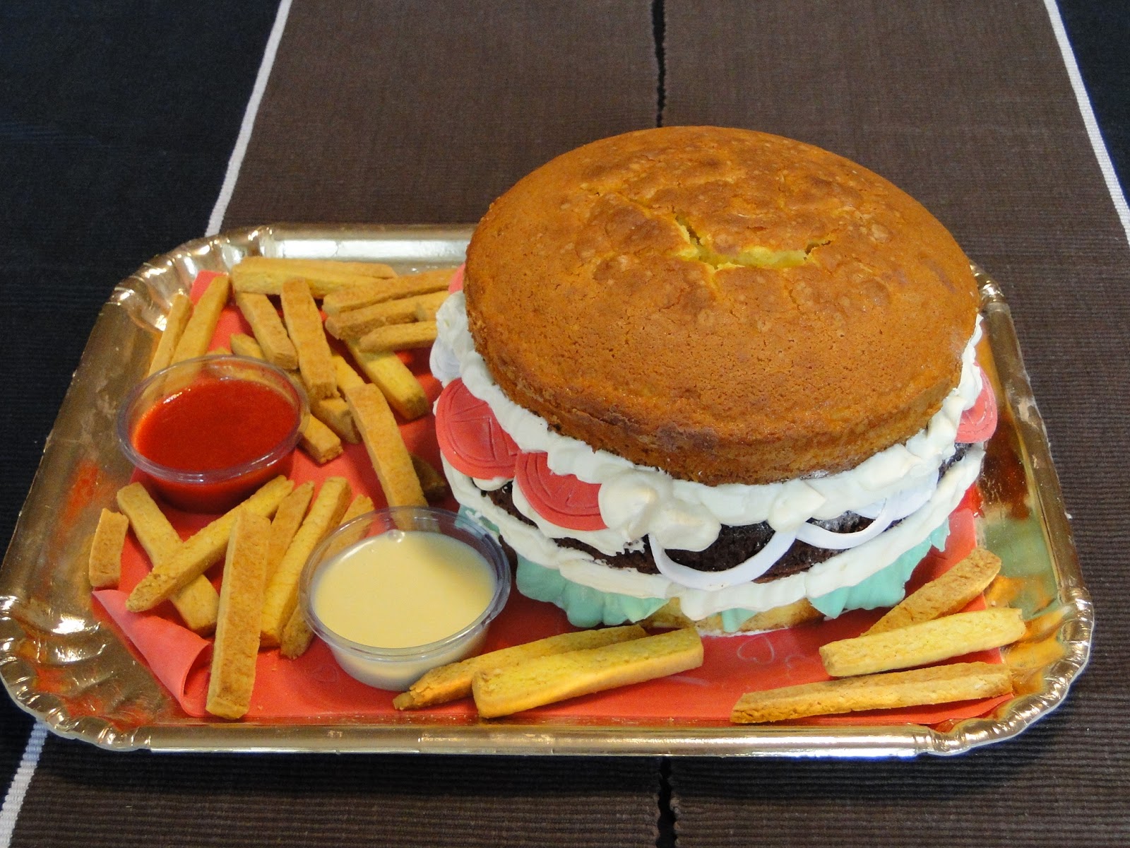 lavuoiunatorta?!: Fast food cake