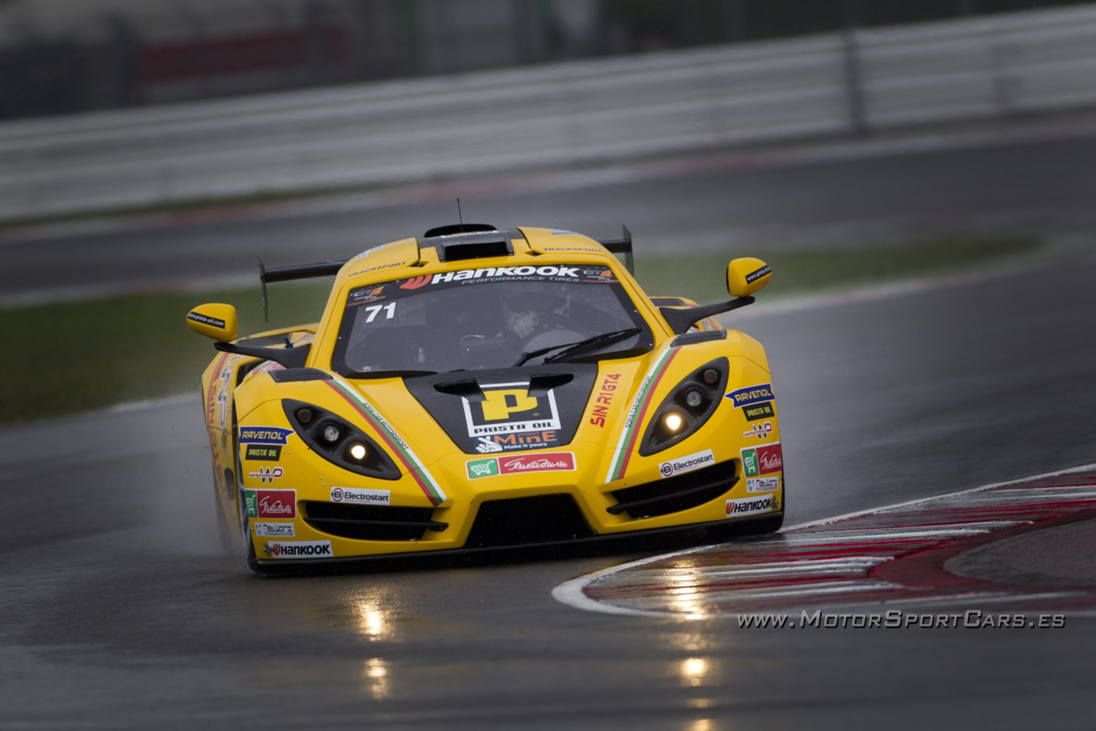 SIN R1 GT4 - 2015