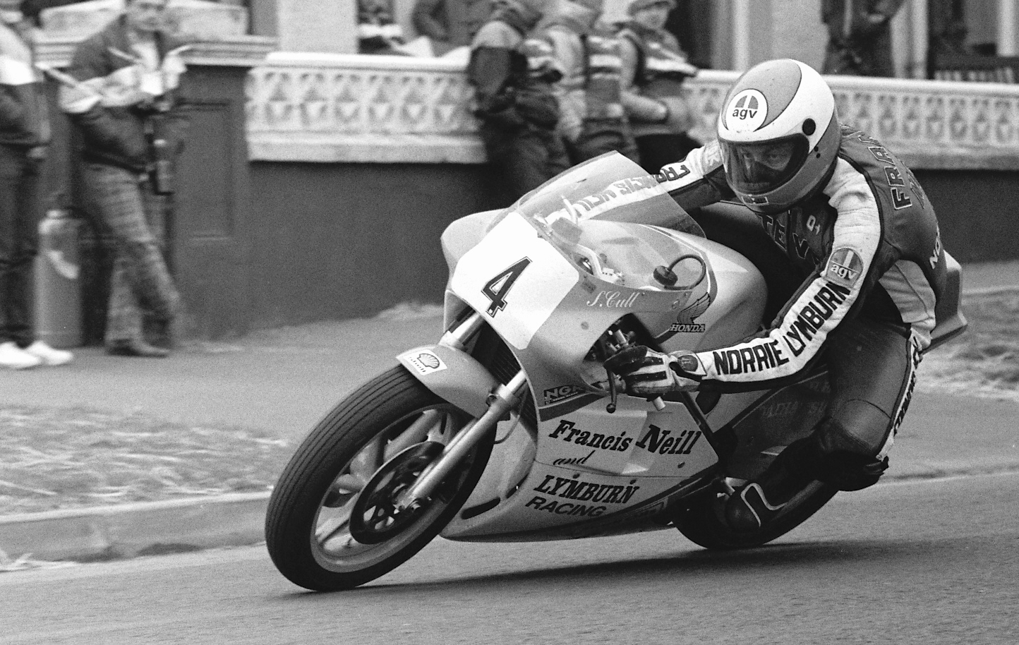 KRAFTSTOFF MOTOMANIA LIFESTYLE BLOG: NorthWest 200 - Irish Road Racing