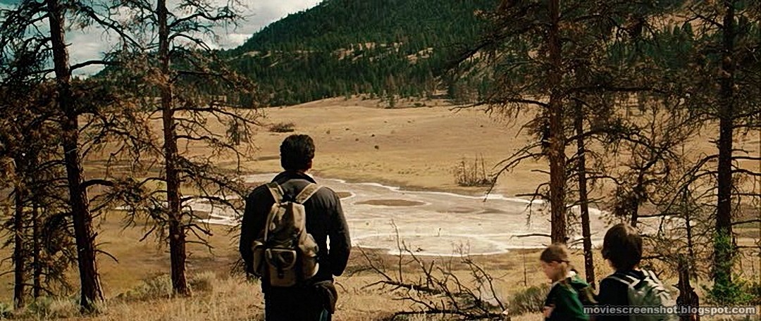 2012 movie screenshots