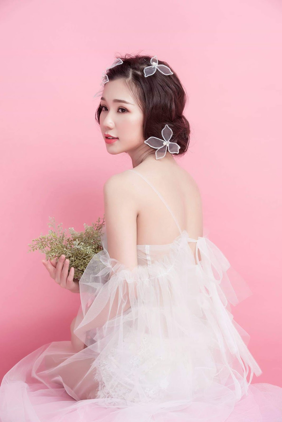 灿如春华，皎如秋月，衣服越少越美丽 -6park.com