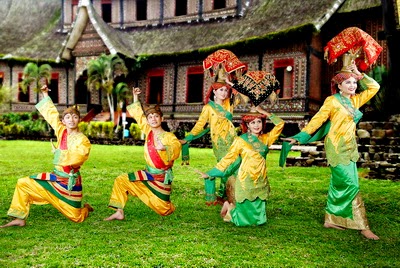 ADAT PERPATIH IN NEGERI SEMBILAN: SYSTEMS OF TRIBES IN ADAT PERPATIH