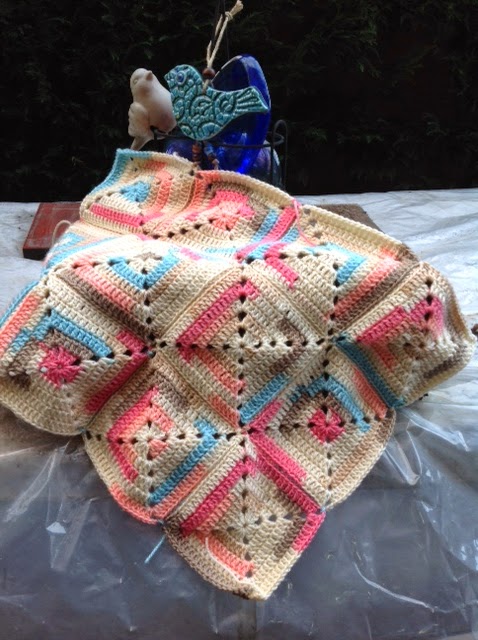 OYA's WORLD- Crochet-Knitting: Crochet: Shawl with Solid Squares (3 ...
