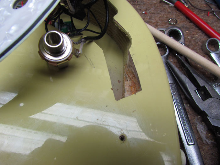 Danelectro Series Parallel Pickup Switch Crawls Backward (When Alarmed)