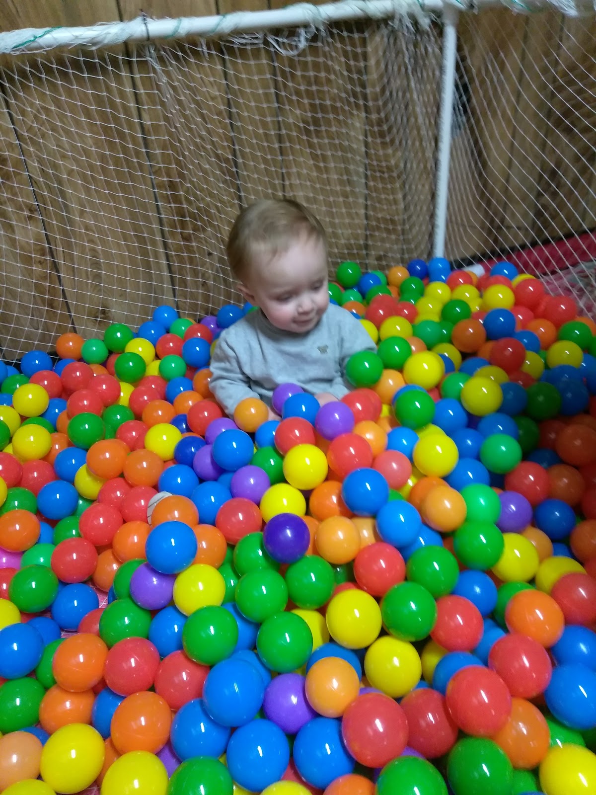 Andrew, Jonathan & Alexander: PVC Pipe Ball Pit
