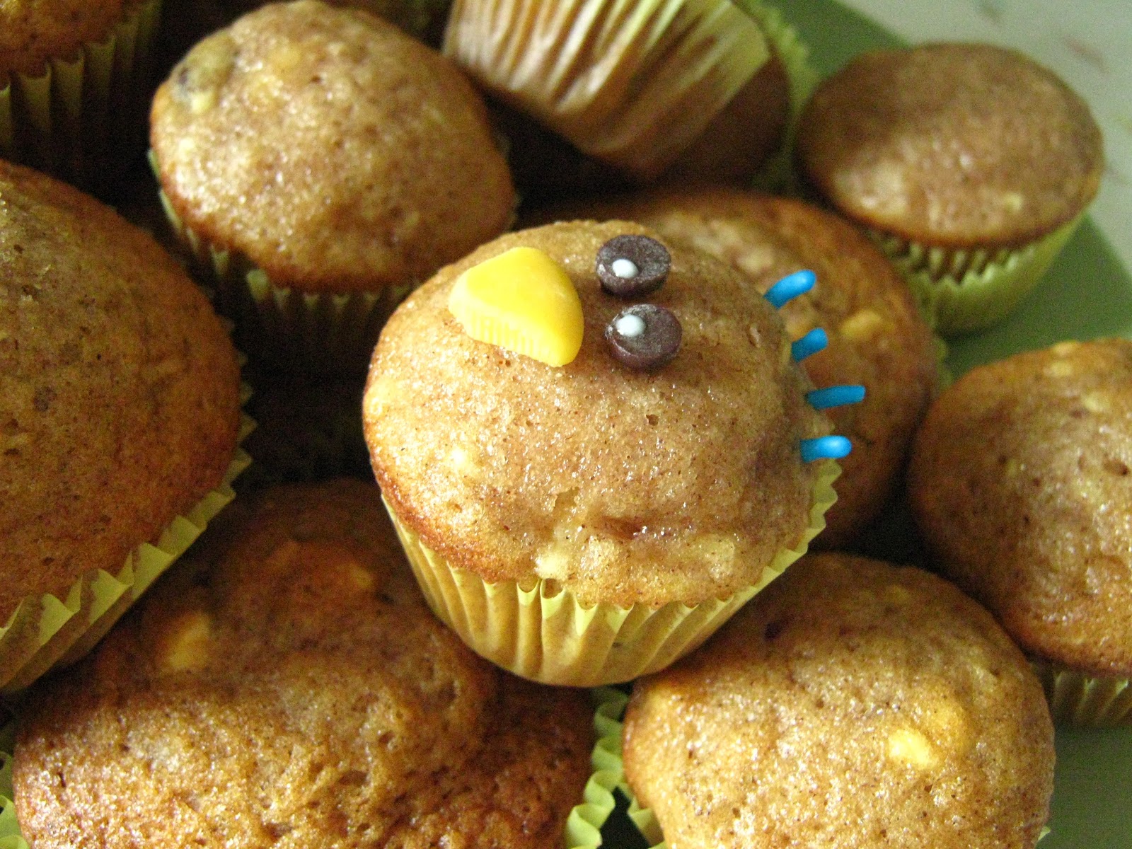 Rindy Mae: Animal Muffins: A Kid Snack