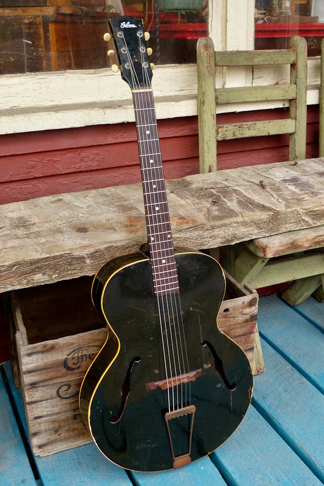 c.1940 Gibson L-30 Archtop Guitar