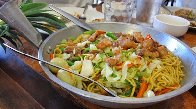 Bicol Native Delicacies: Pancit Bato: Bato's version of Pancit