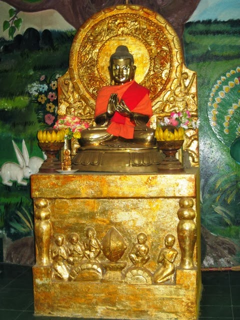 Amar Ami: Changing Rakhaine Adivasi Culture in Bangladesh: A study Of ...