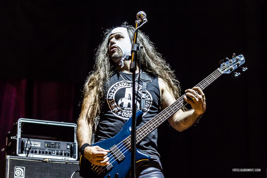 "Asspera es la expresión del grito desesperado por salir de la mufa"