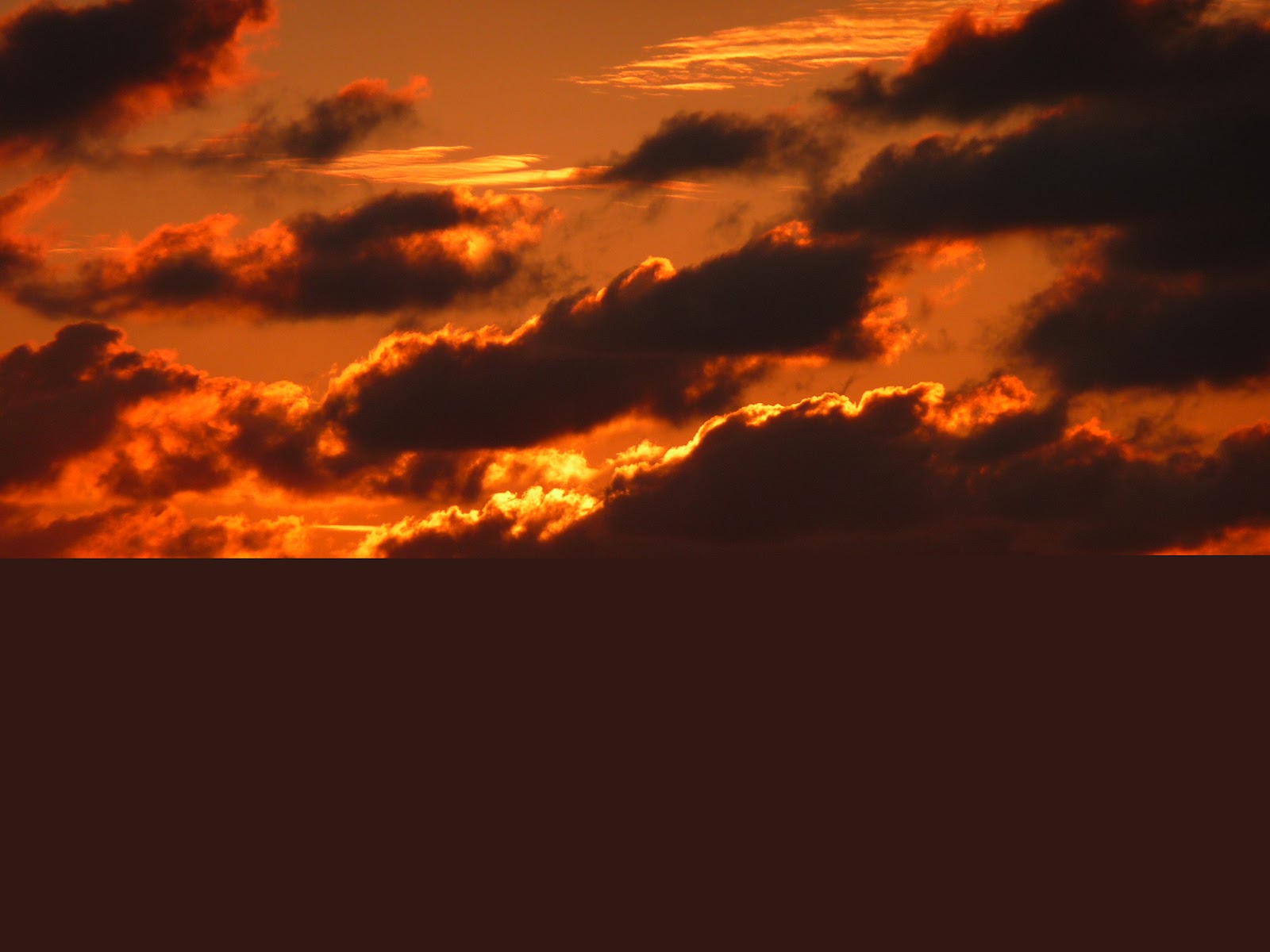 The Mediocre Wanderer: Riding Off Into The Sunset (Sunset Bay, La Union)