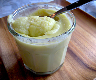 minxeats - recipes, recaps, and restaurant reviews: Coconut Curd