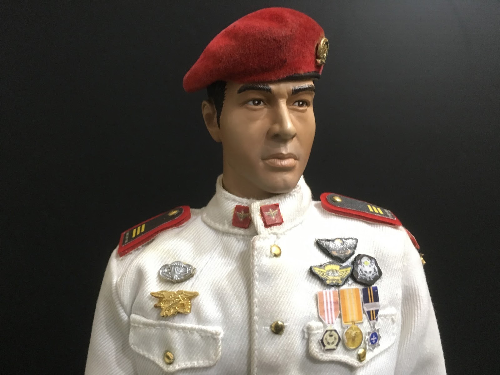 1/6 Gallery: SAF Commando in No.1 Uniform