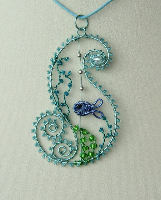 unique wire wrapping artwork ~ ideas arts and crafts projects