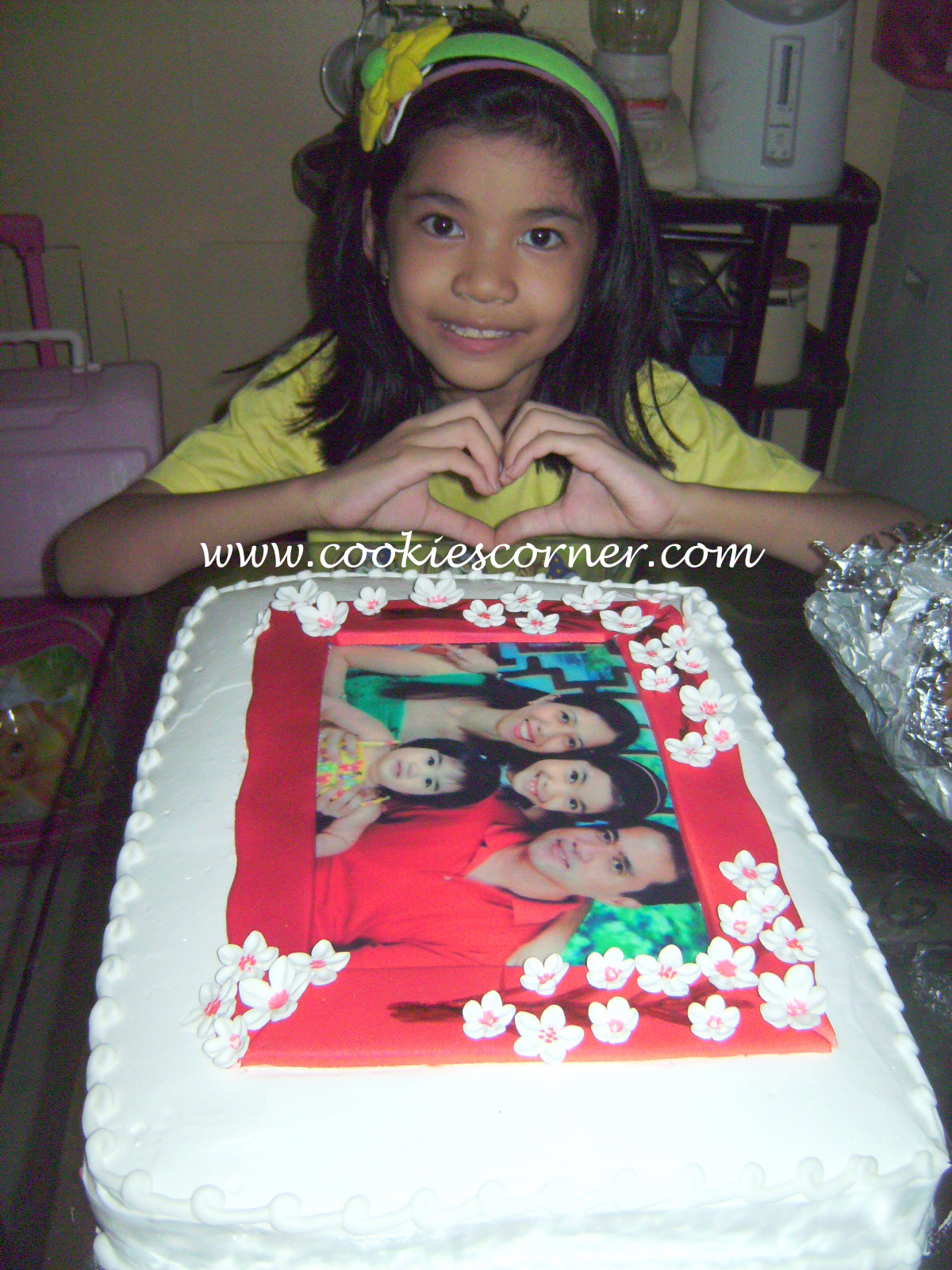 Cookie's Corner: Family Portrait Cake