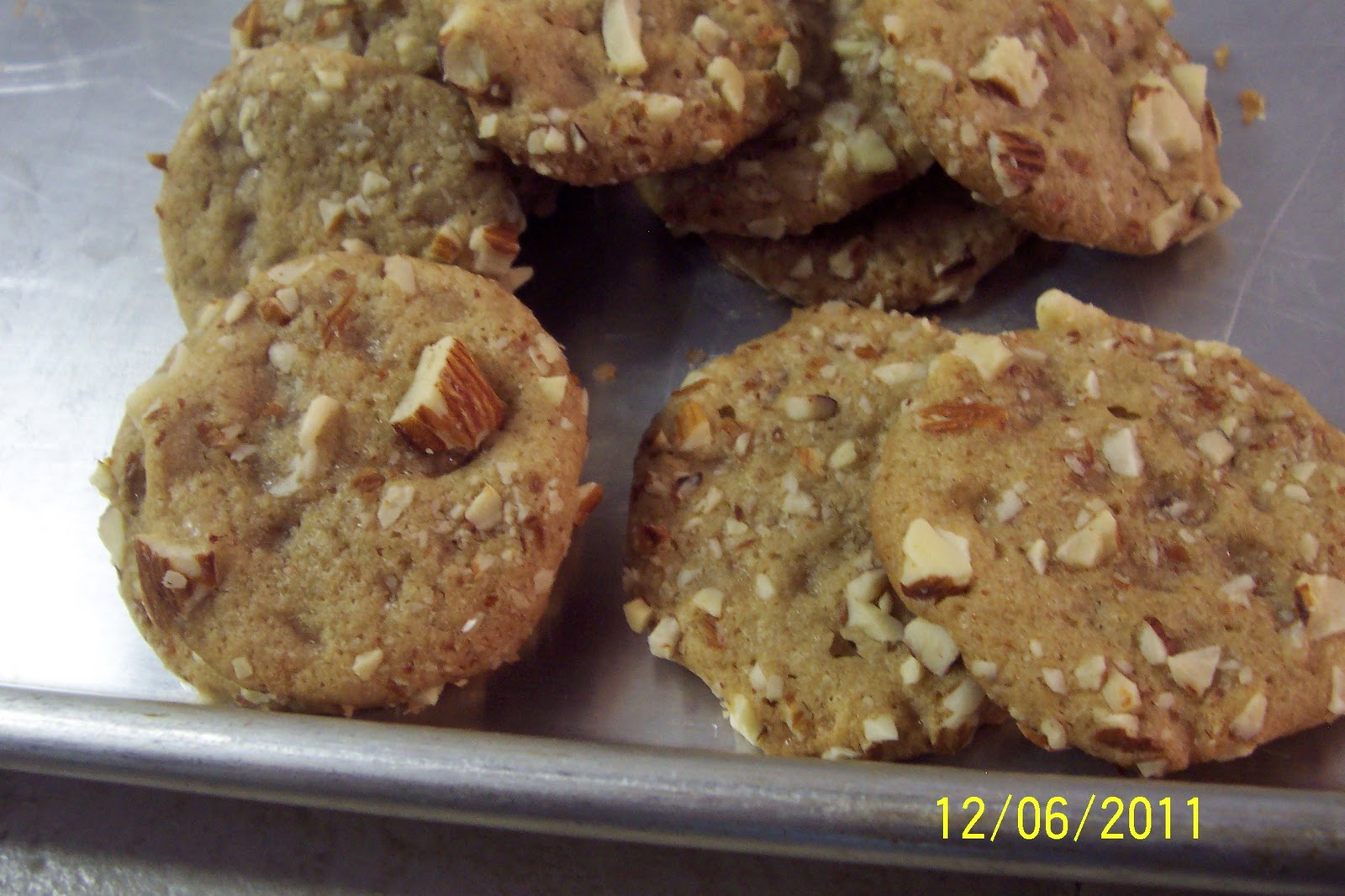 Recipes For My Kids And Lisa: Almond Roca Cookies