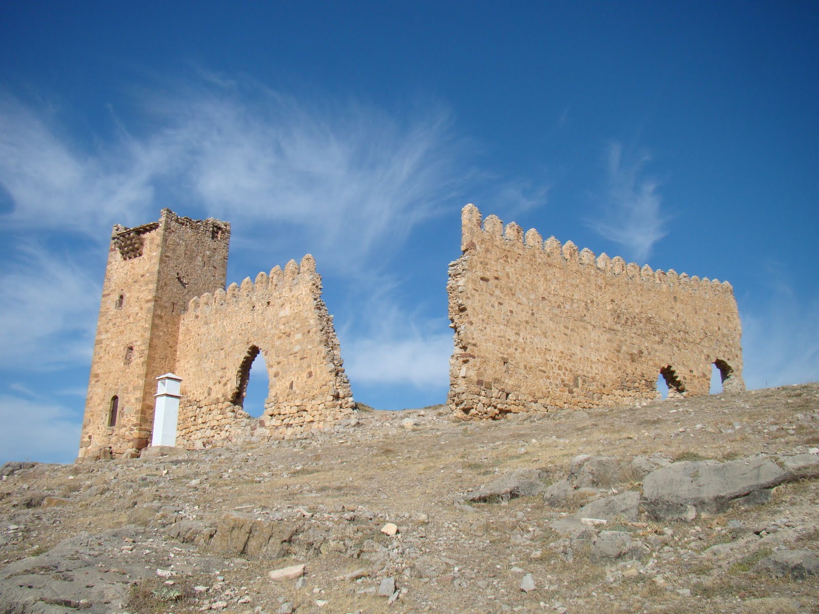 Castillos Españoles: CASTILLO DE ALBA - TERUEL