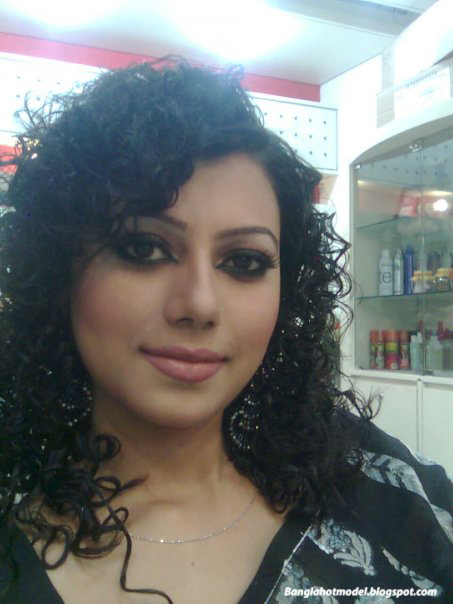 Classic Album of Tanzika Amin gallery 1 | Classic Album