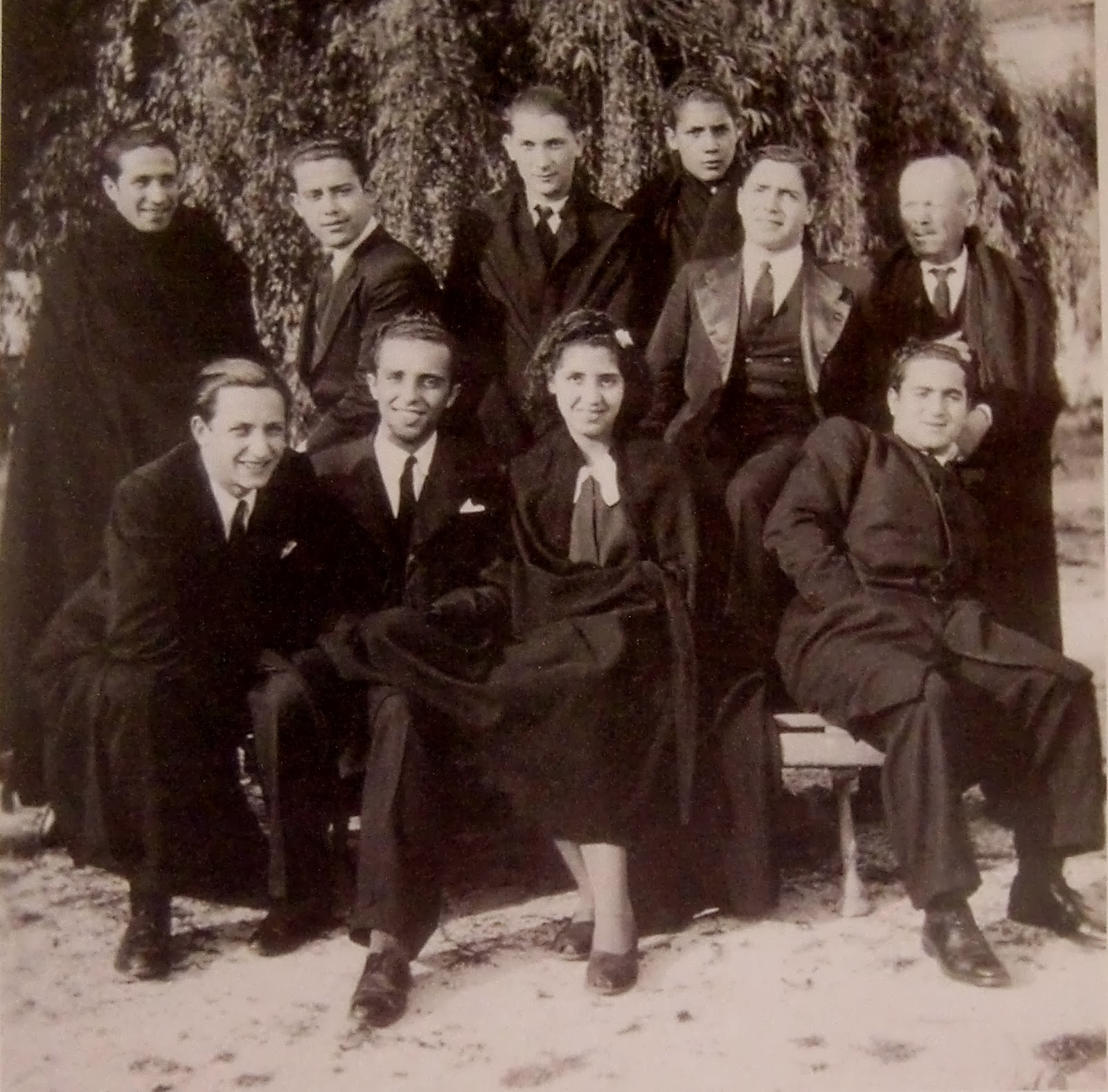 Notas&Melodias: Notas de Capa e Batina Lafonense