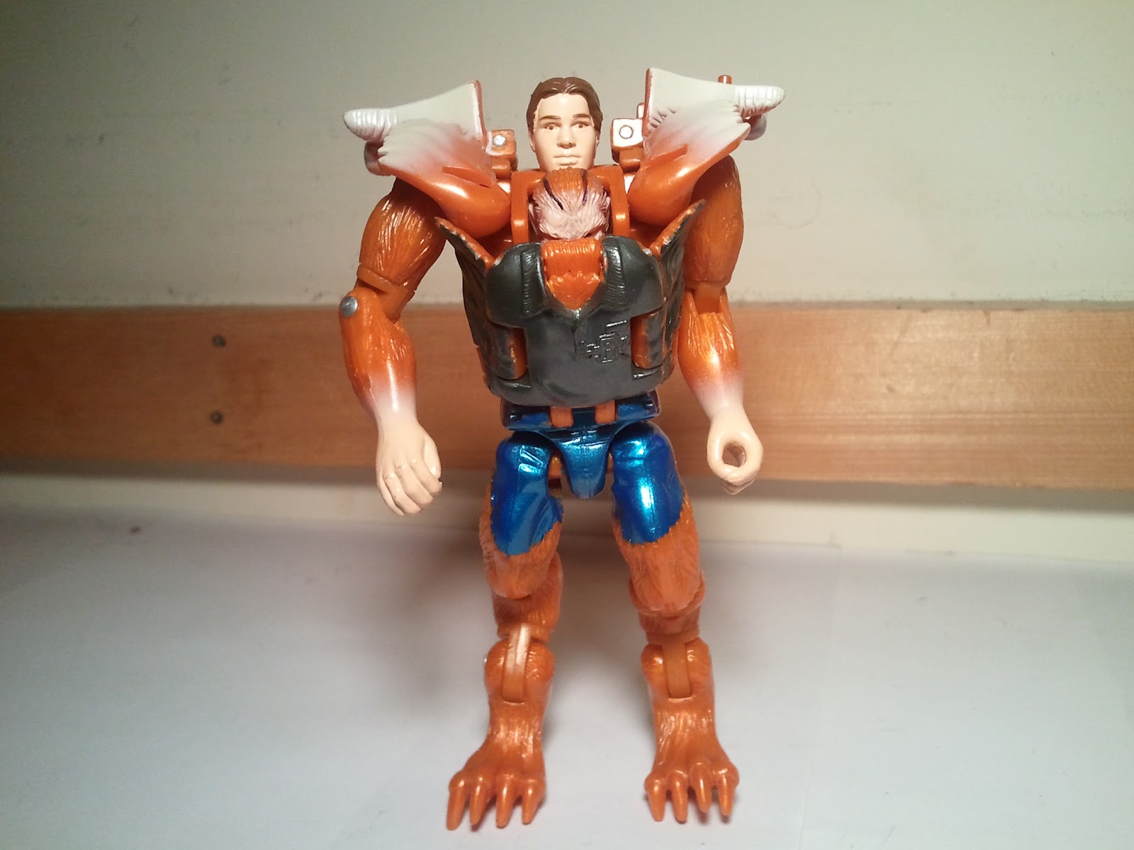 Two Ton Chicken: My stupid Animorphs figures part 1