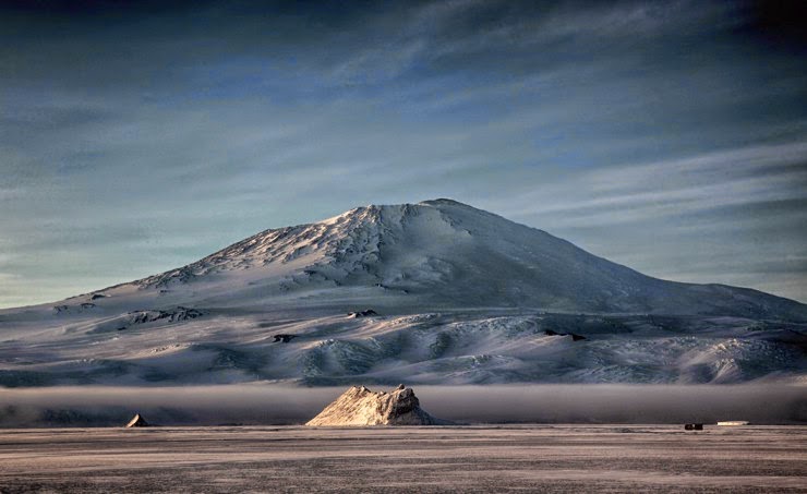 The Out of This World Experience in McMurdo Sound, Antarctica - Snow ...