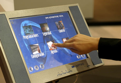 Pantallas táctiles ¿Cómo funcionan?