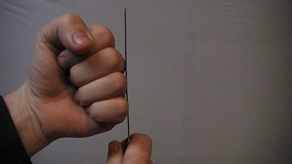 new: JKD power punching and mixed martial arts knuckle placment