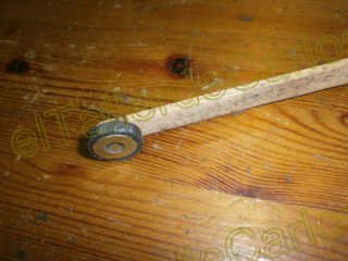 elTallerdeCarlos: Iman para recoger tornillos y piezas metálicas.