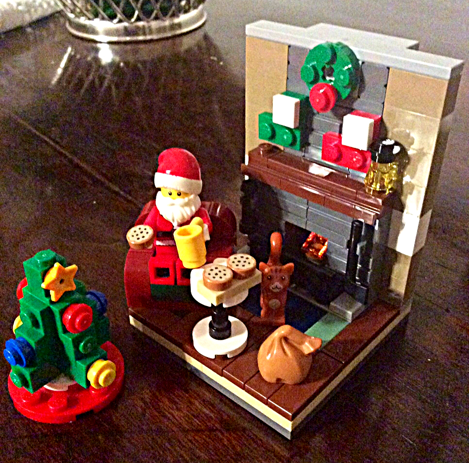 Chez Maximka: Lego Santa's Visit Christmas Seasonal Set