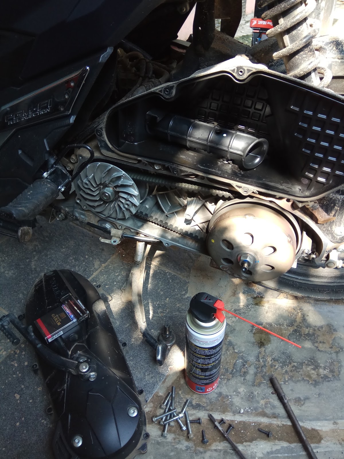 Bedeng motor: Cara service cvt motor matic honda vario 150