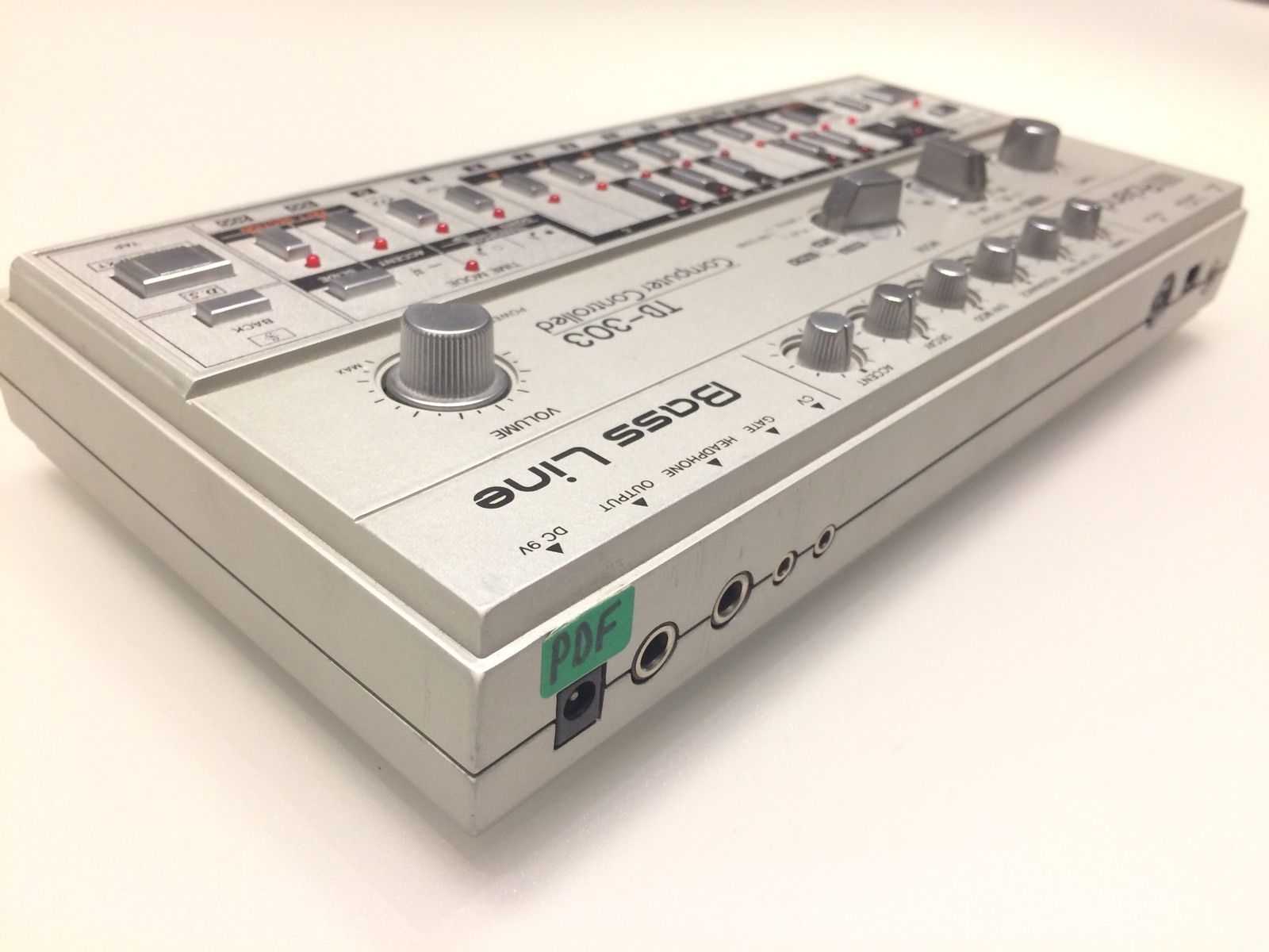 MATRIXSYNTH: Roland TB-303 Vintage Analog Bass Synth